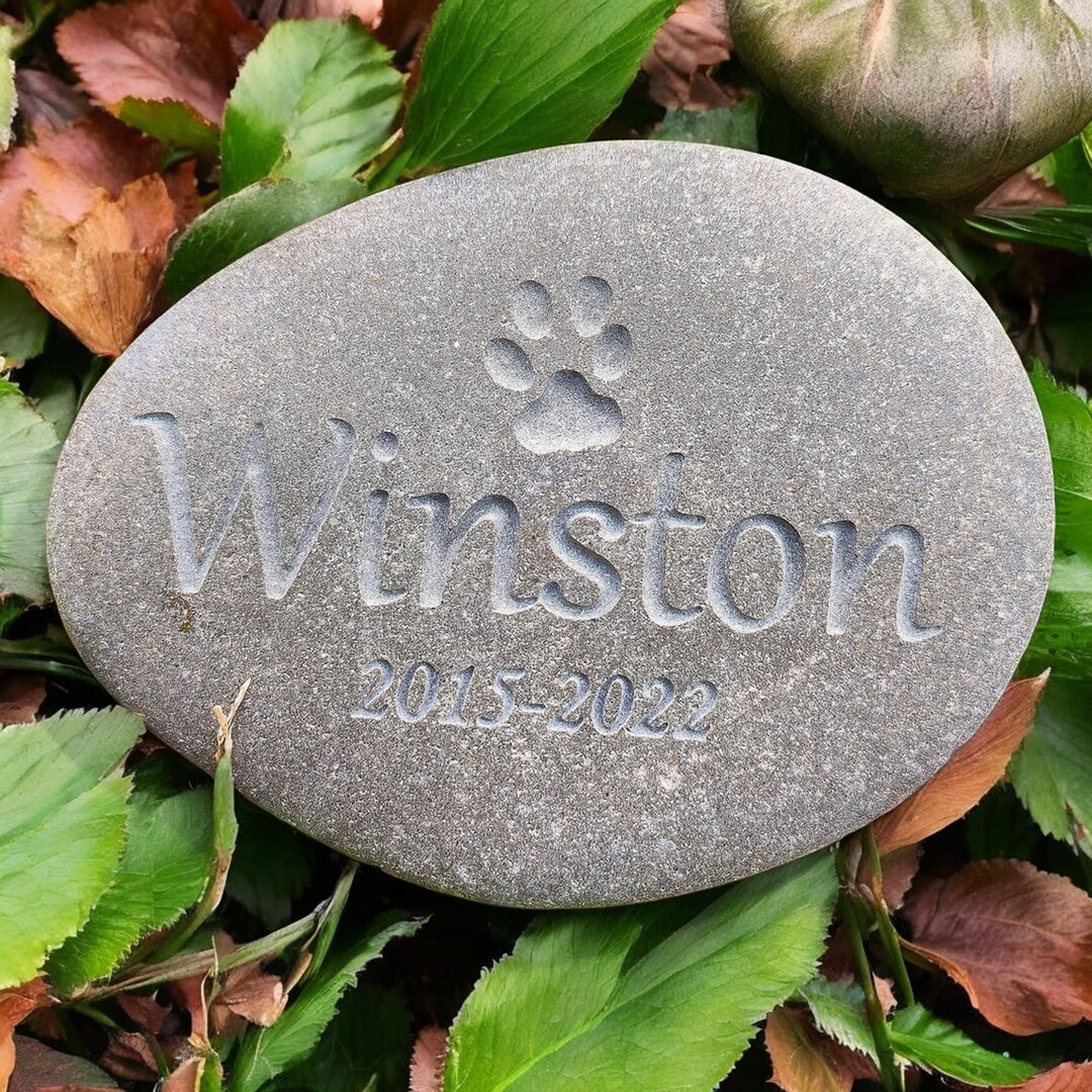 Custom Pet Memorial Stone Personalized Tribute for Cherished Pets ...