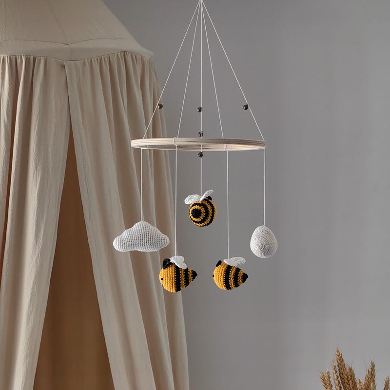 Bee Mobile - Etsy