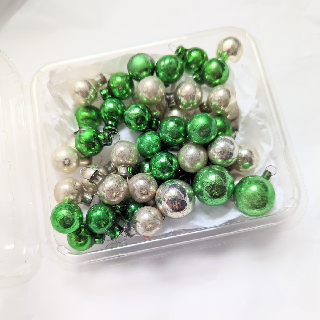 Vintage Feather Glass Ornament Lot Small Green And Silver Mercury Glass