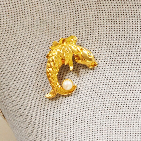 Koi Fish Brooch - Etsy