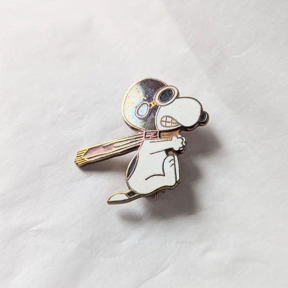 Vintage 70s PEANUTS Snoopy as Red Baron Enamel on Met… - Gem