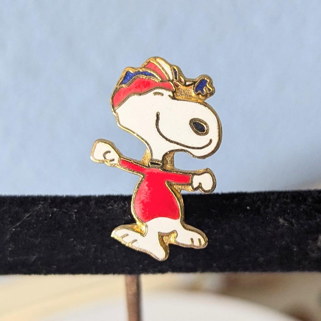 Vintage 70s PEANUTS Dancing Snoopy Enamel on Metal Brooch Pin Aviva ...