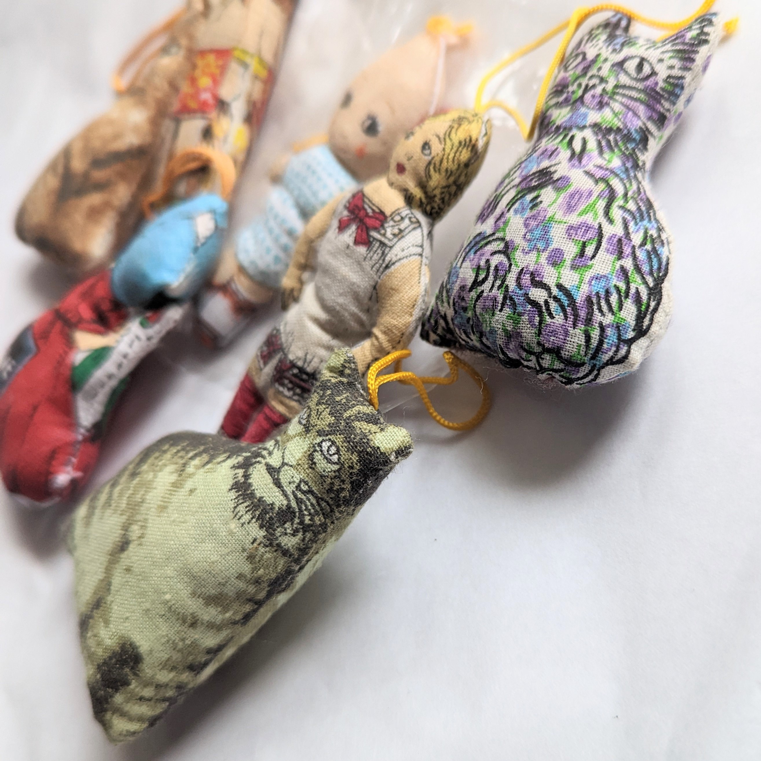Vintage Shackman Fabric Christmas Ornament Lot Antique Replica Cats ...