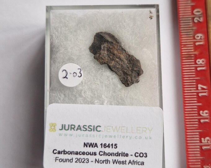 Carbonaceous Chondrite Meteorite -ULTRA RARE Meteorite Type - NWA 16415 ...