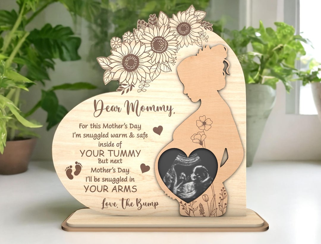 Personalized Wooden Mom Plaque, Custom Heart Name Sign, Mother’s Day ...