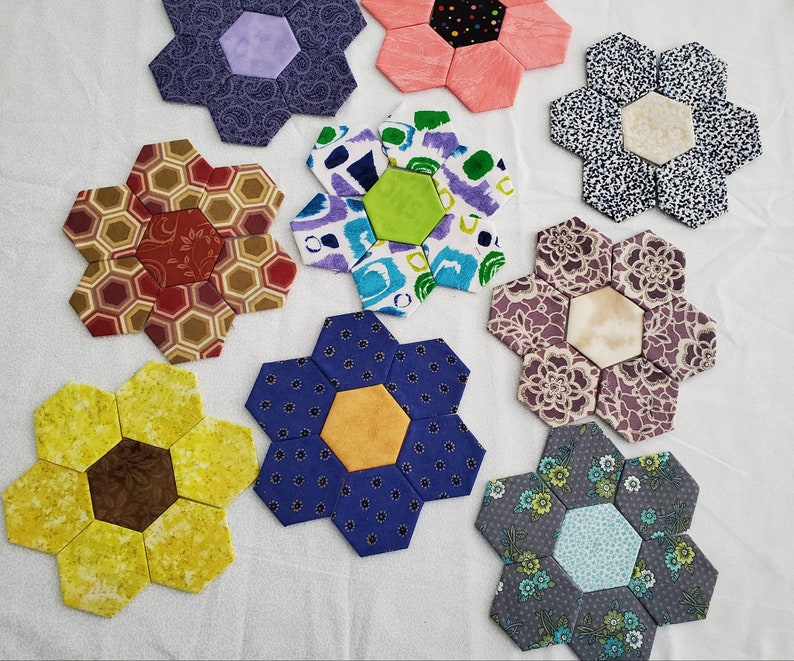 Lot of 175 Thread Basted Hexies, Makes 25 EPP Flowers, Basted Hexies, Cotton Hexagons ...