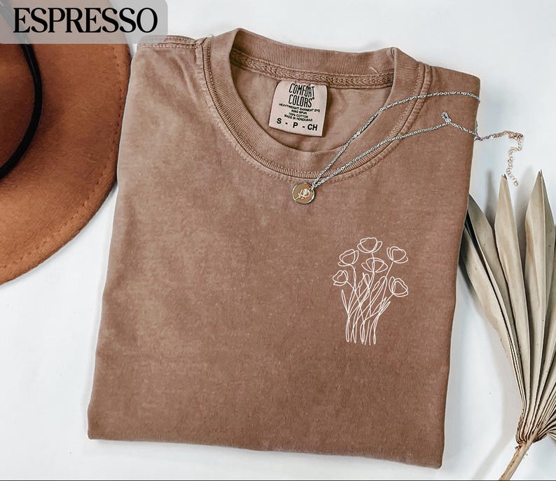 Comfort Colors® Poppy Line Art T-shirt, Minimalist Floral Sweatshirt ...