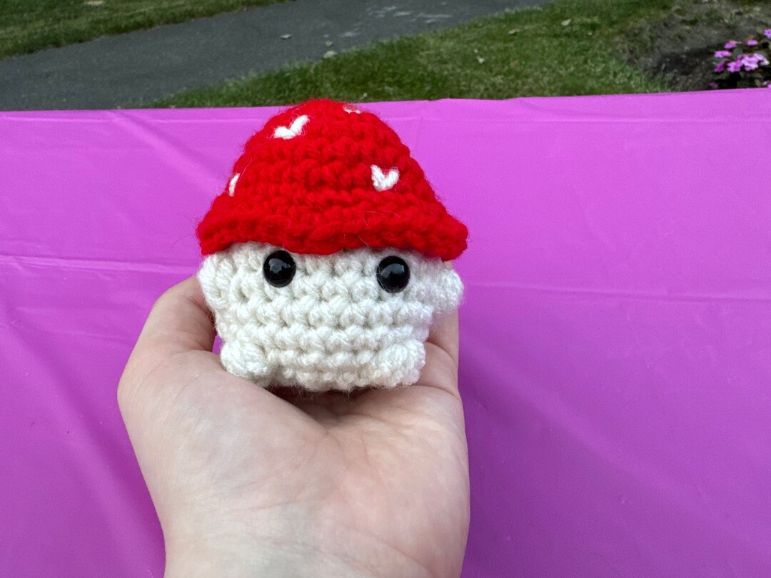 Chunky Mushroom Pals With Heart Spots - Customizable - Etsy