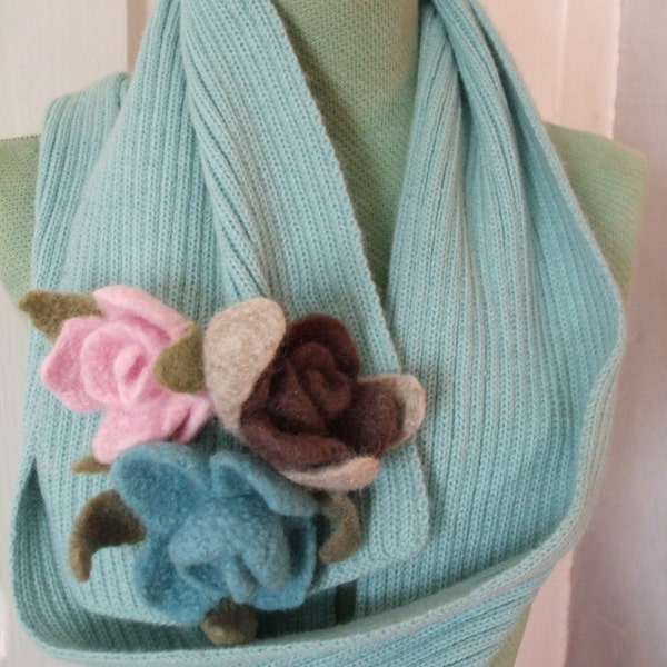 Felt Flower Brooch - Etsy