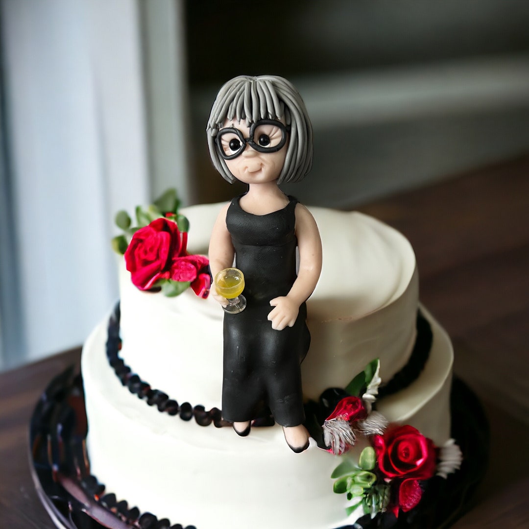 Customized People Cake Toppers. Perfect Centerpiece Decor for Your ...