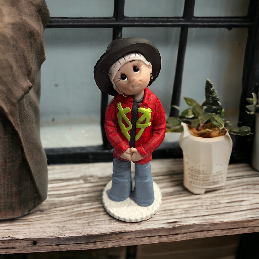 Customized People Cake Toppers. Perfect Centerpiece Decor for Your ...