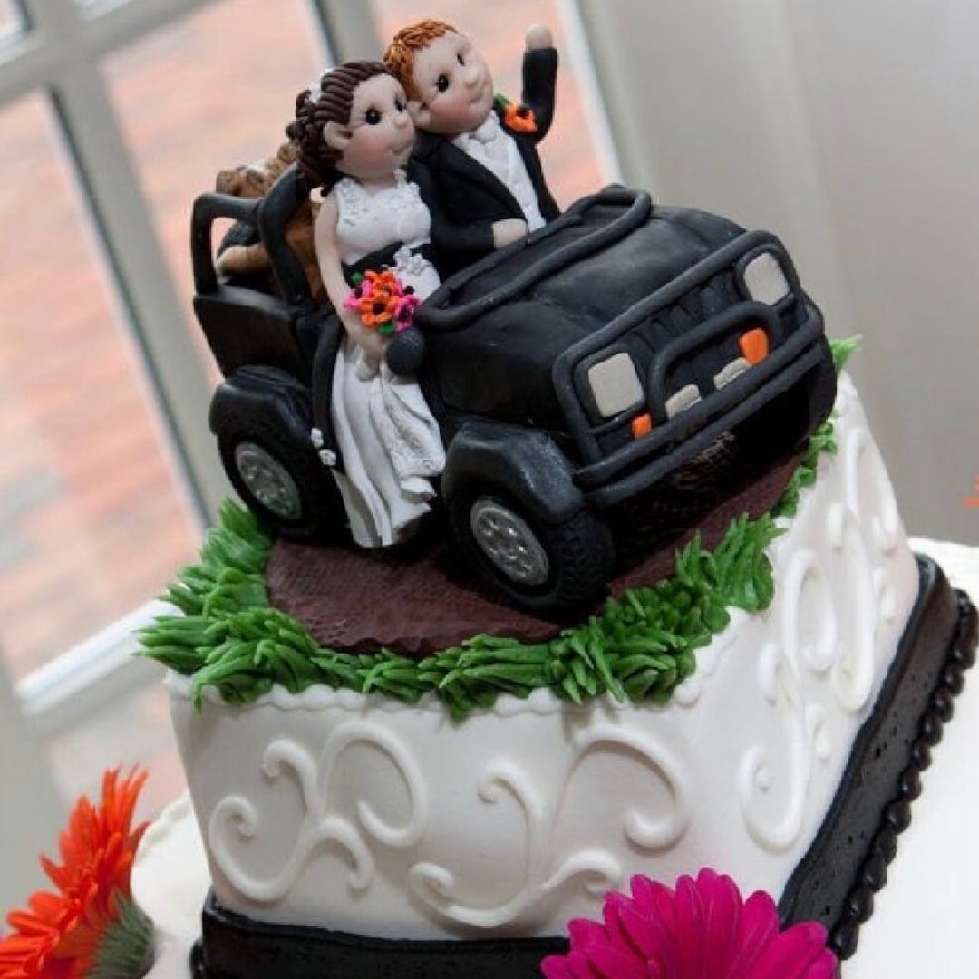 Custom 4x4 Wedding Cake Topper: Bride & Groom Figurine (DEPOSIT ONLY ...