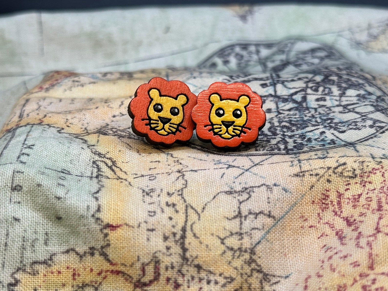 Hand-painted Zoo Animal Stud Earrings: Wooden Animal Lover Gift - Etsy