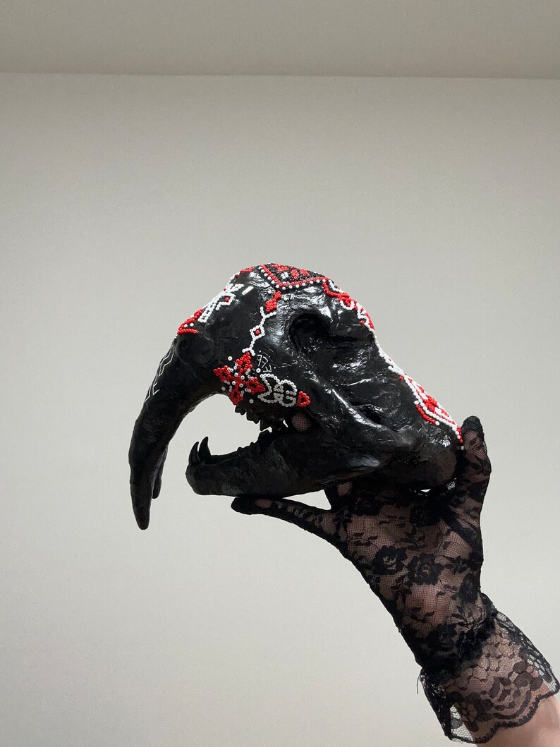 Saber-toothed Tiger Skull Sculpture in Black With Beads Ornament - Etsy