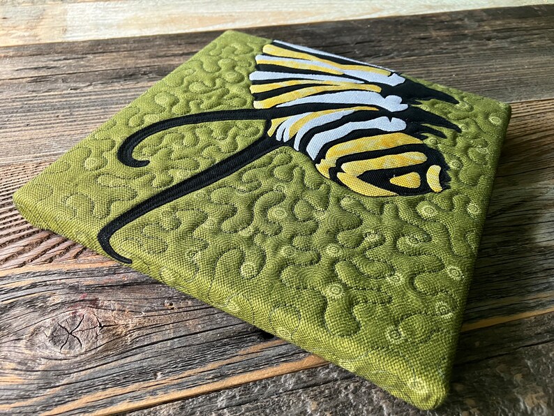 Monarch Butterfly CATERPILLAR Wall Art Quilt Canvas INSECT Bug Decor ...