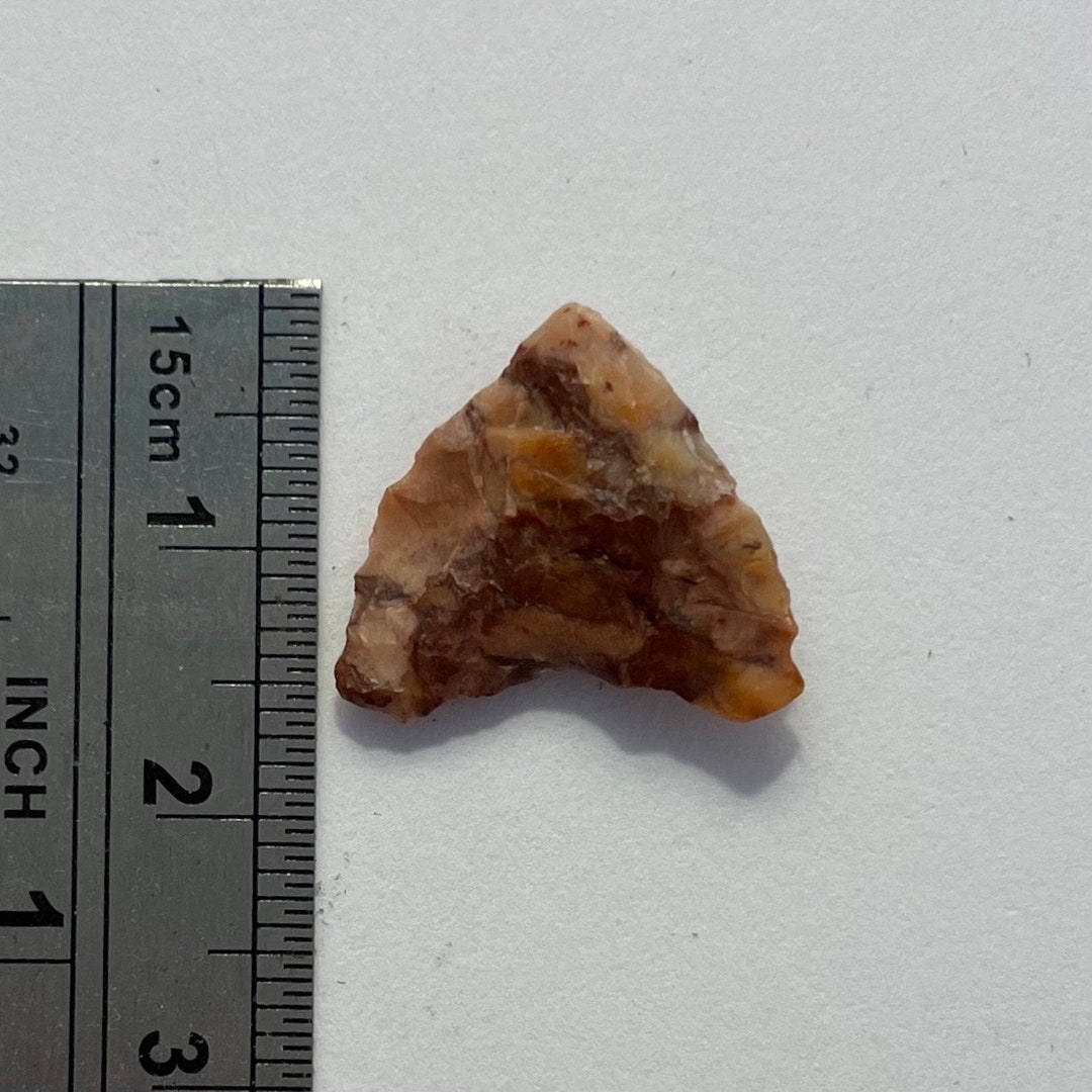 Stone Age Arrowhead. Authentic Stone Age Neolithic Barbed Flint Carved ...