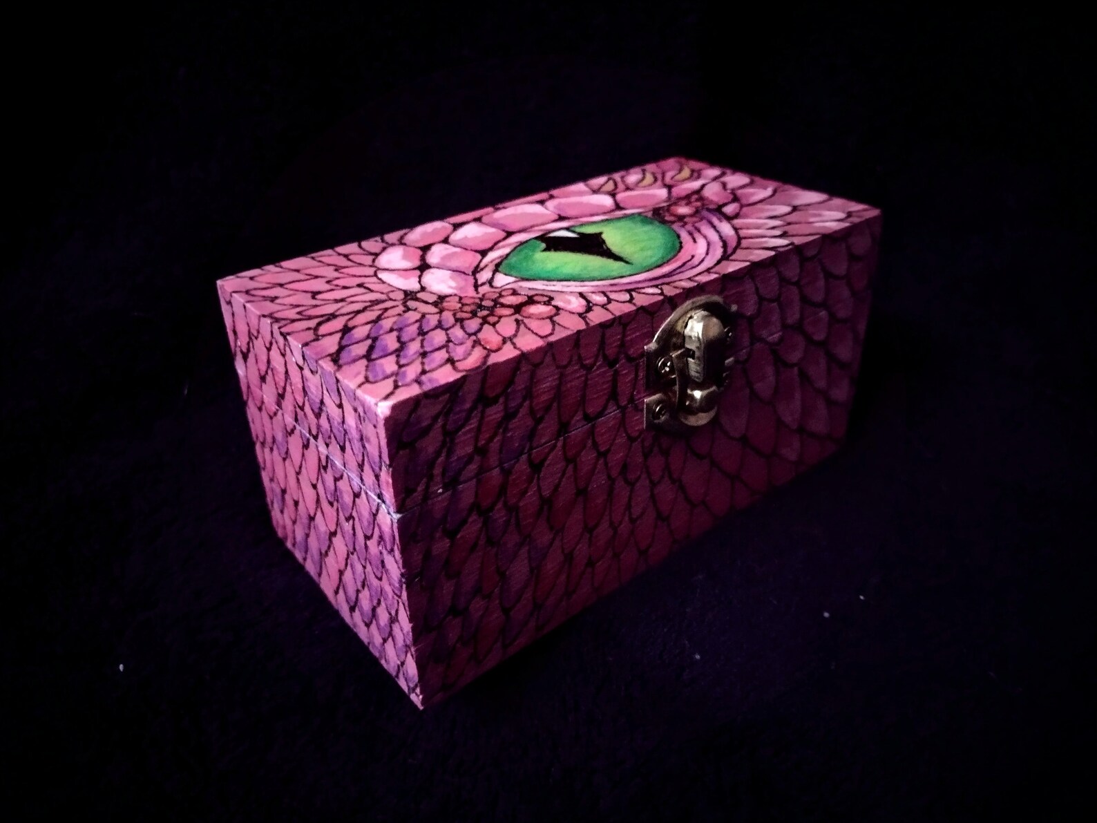 Pink Dragon's Eye Box: a Decorative Wood-burned Trinket - Etsy