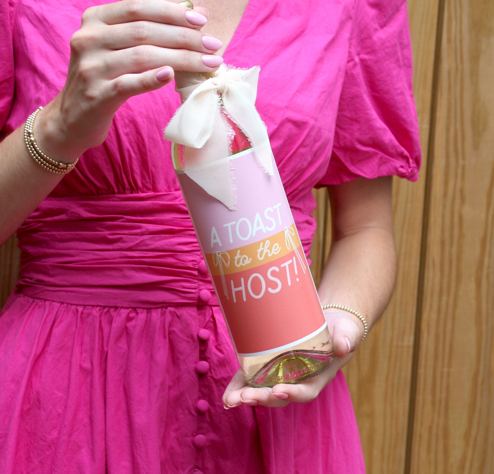 Toast to the Host Wine Bottle Label Gift Dinner Party Decor for Outdoor ...