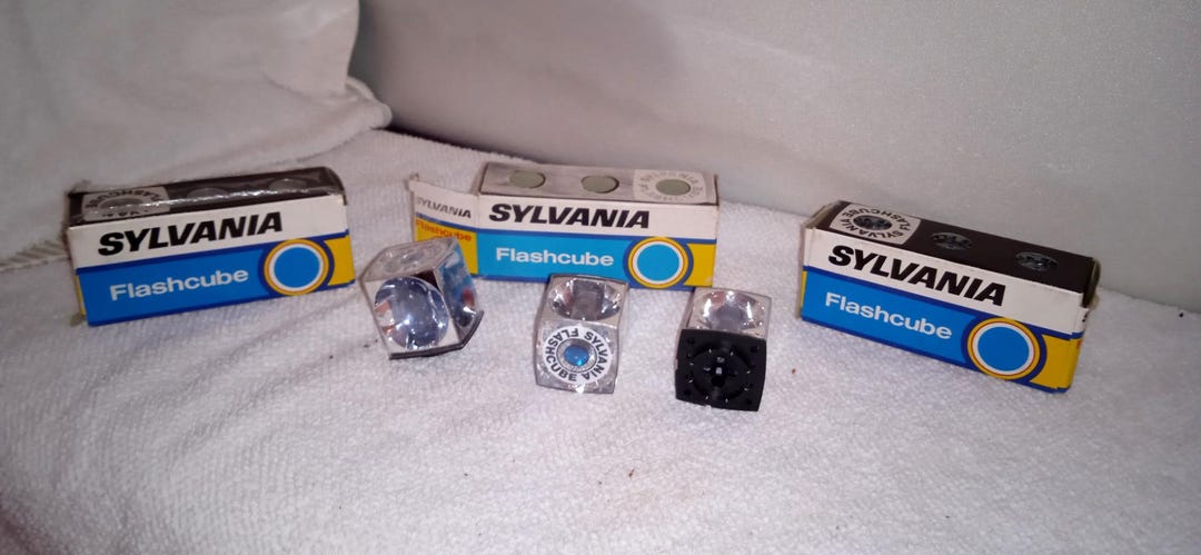 Sylvania Flash Cubes (3 Cubes) - Etsy