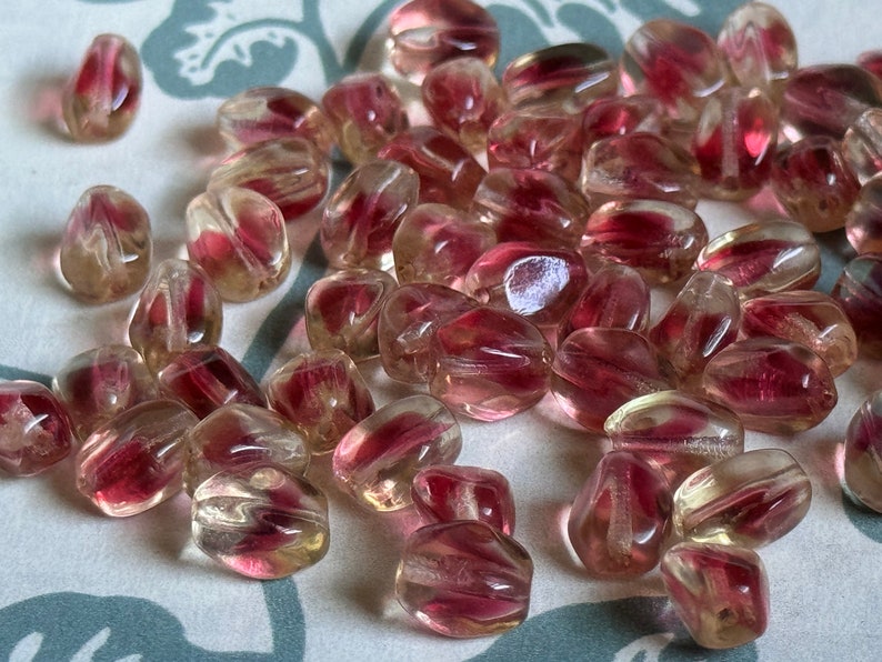 18 Vintage Glass Beads Ruby Red Pink Givre Beads 10/7mm - Etsy