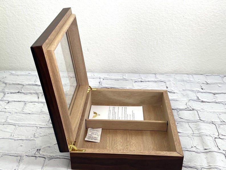 Bald Eagle Handmade Cigar Humidor, Cedar Cigar Desktop Box With ... Bald Eagle Handmade Cigar Humidor, Cedar Cigar Desktop Box With ...