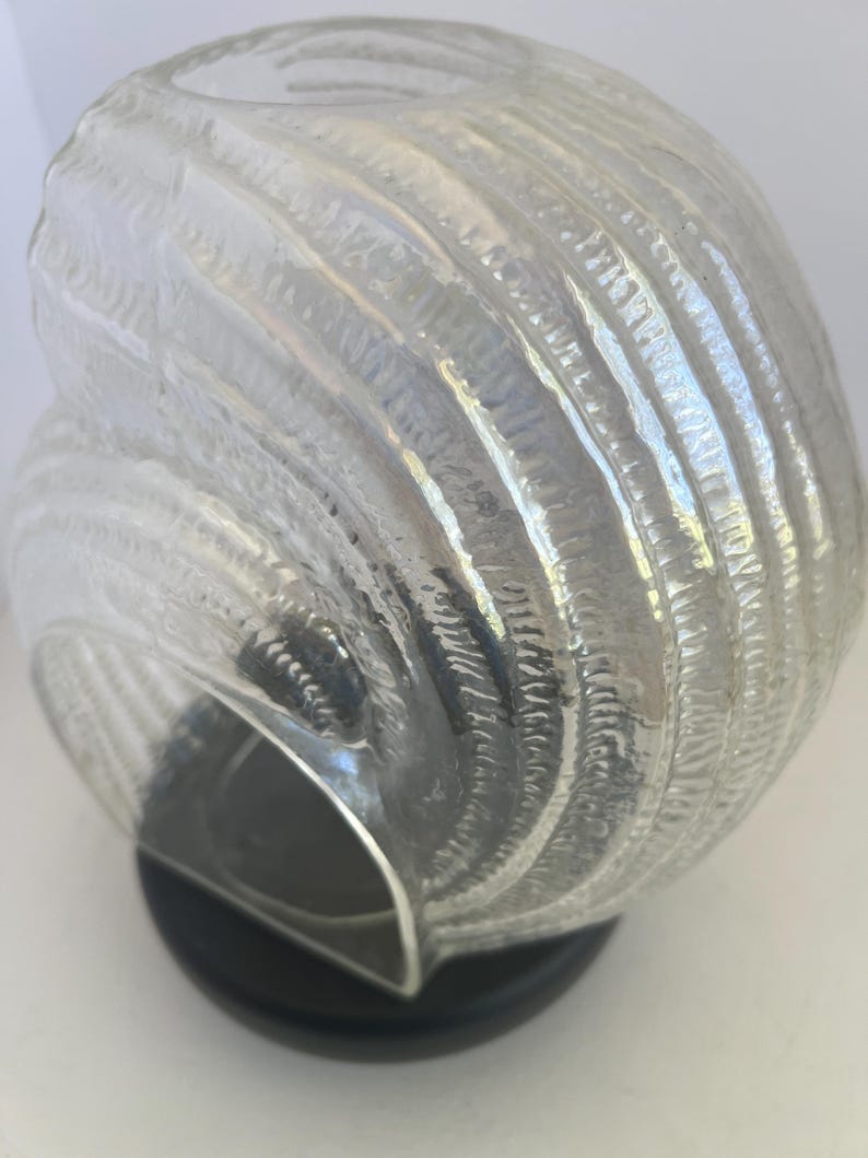 Large Vintage Nautilus Shell Glass Sculpture, 9" Hand Blown Art Glass ...