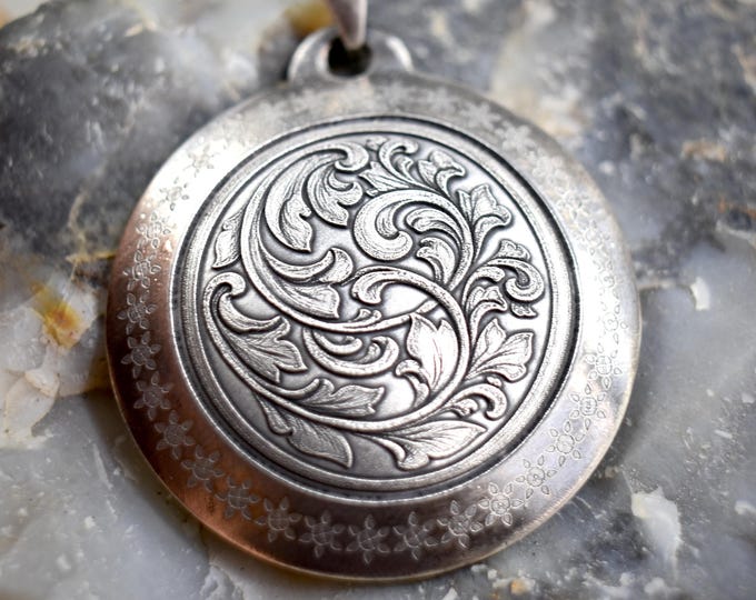 Classical Engraved Scrollwork Design Carved Into Sterling Silver ...
