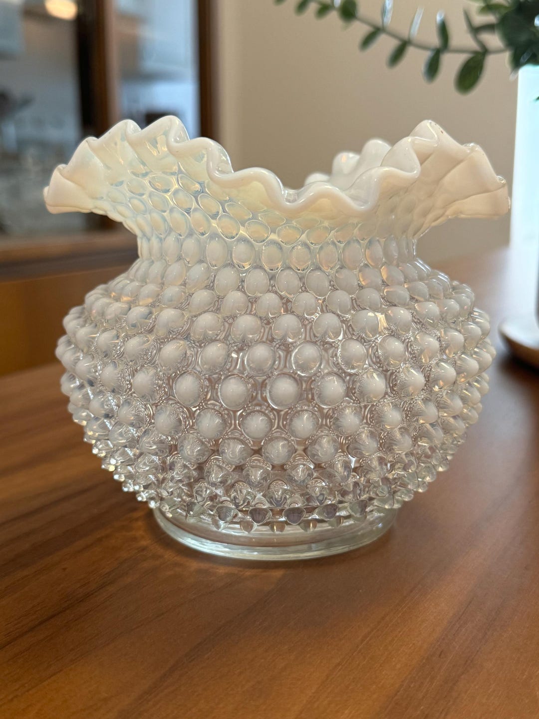 Vintage White Opalescent Moonstone Hobnail Rose Flower Vase With Ruffle ...