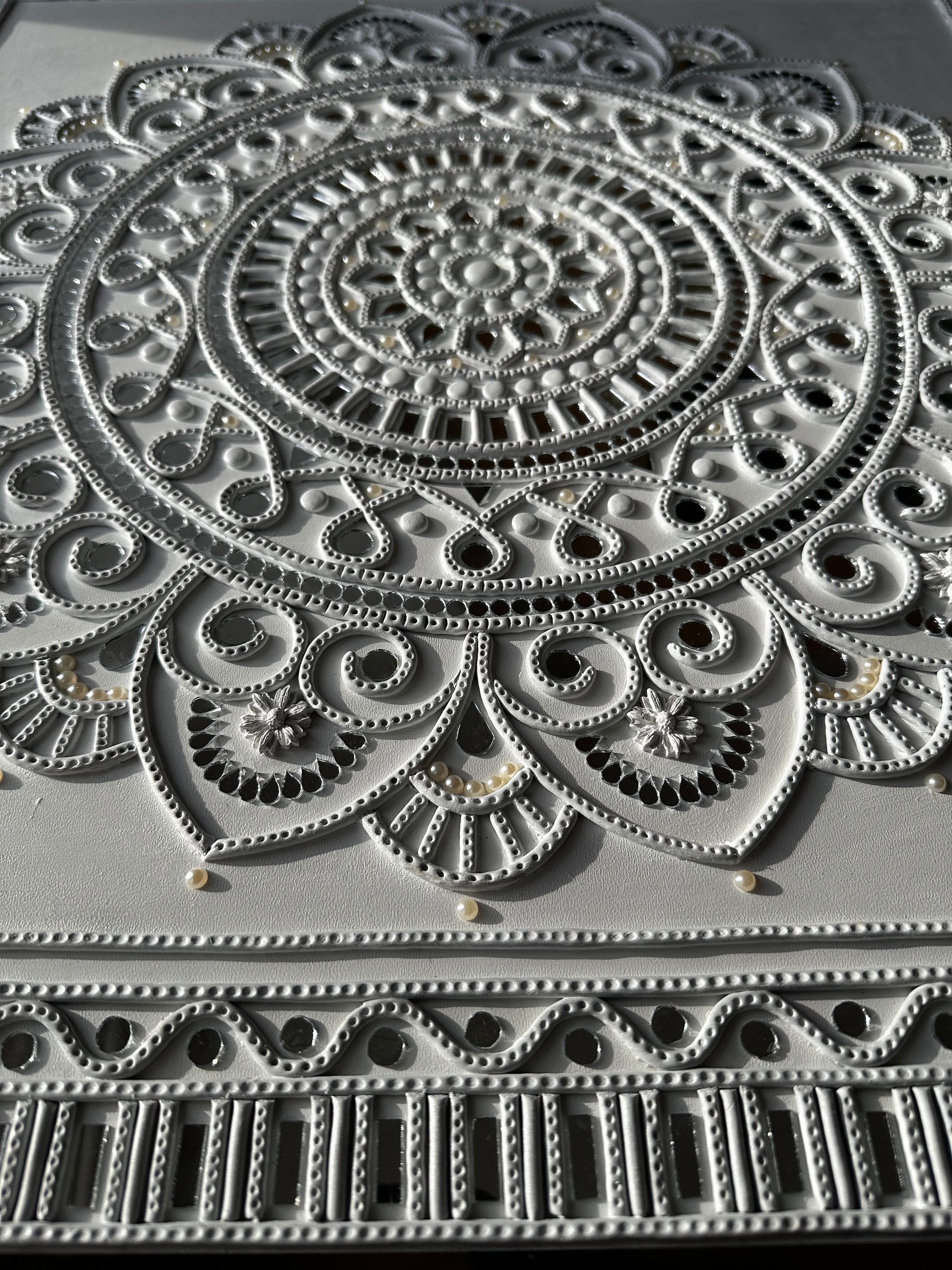 White Lippan Mandala Wall Hanging / Home Decor - Etsy