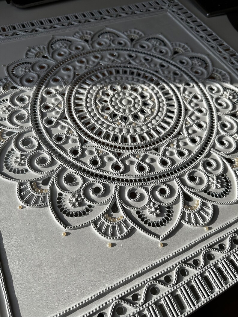 White Lippan Mandala Wall Hanging / Home Decor - Etsy