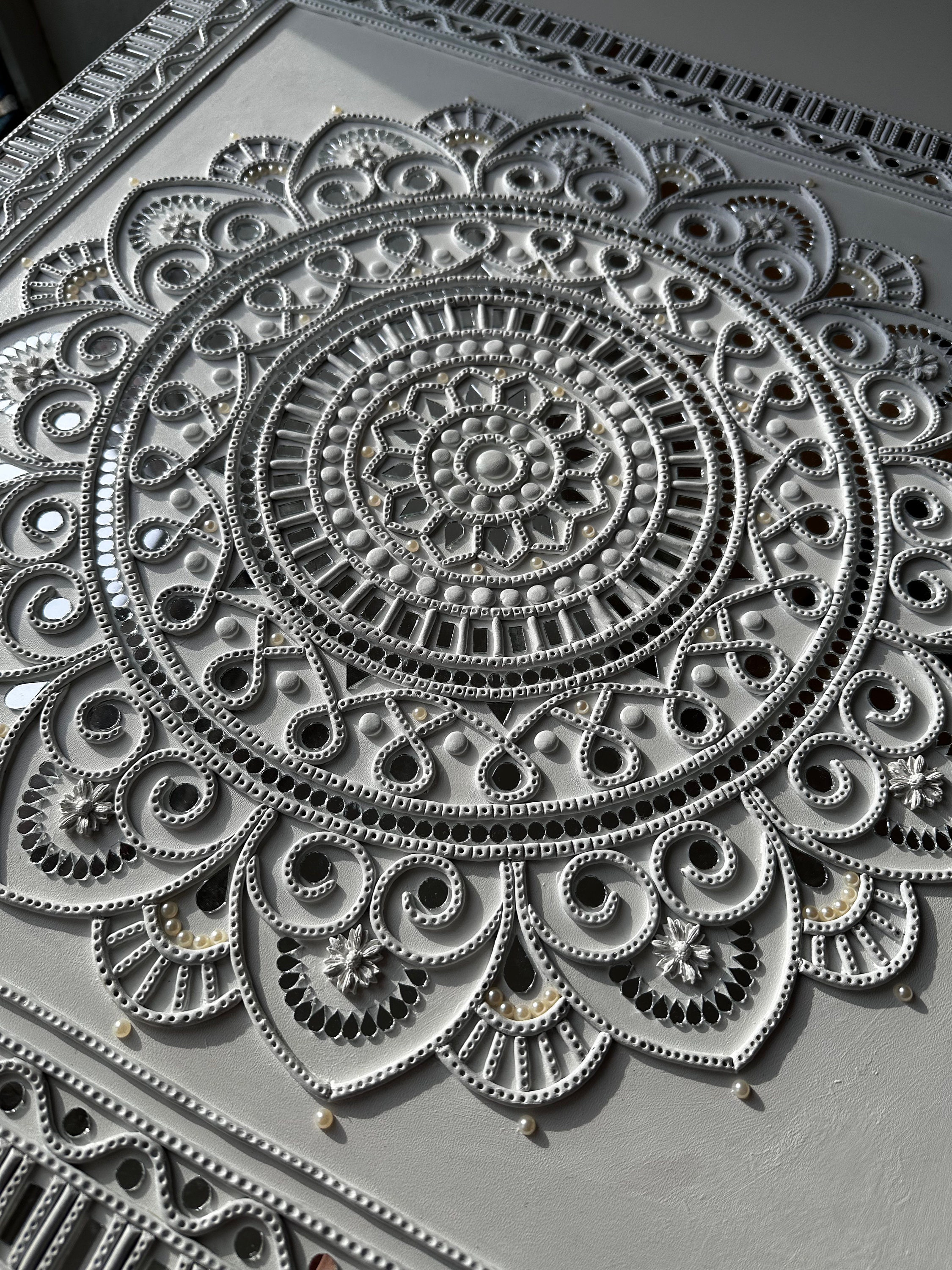 White Lippan Mandala Wall Hanging / Home Decor - Etsy