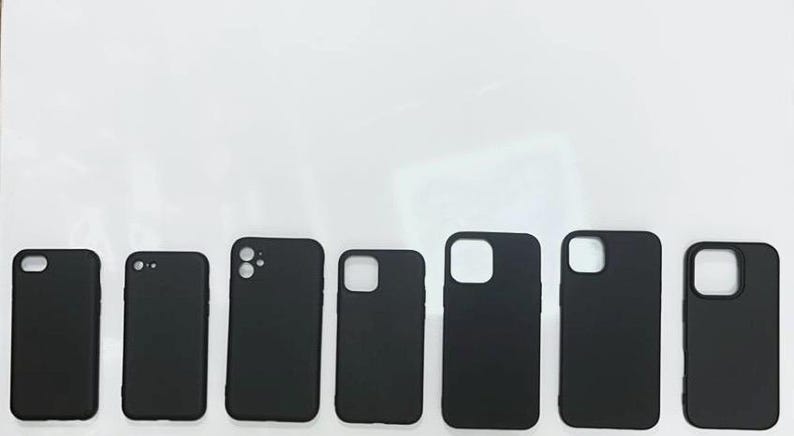 Black Gel Sillicone Custom Lightweight Phone Case, Minimalistic Bumper ...