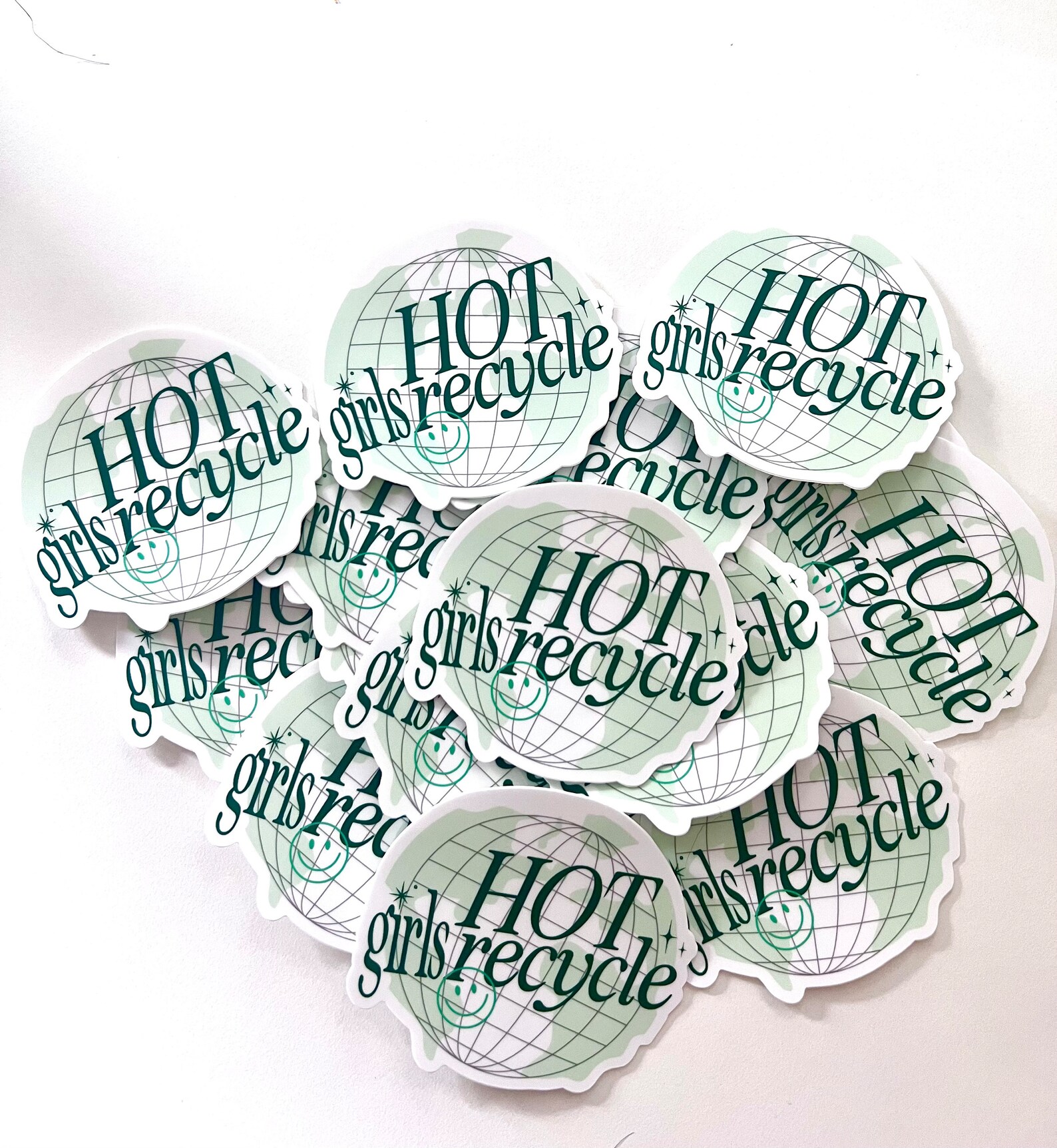 Hot Girls Recycle Sticker / Vinyl & Weather Resistant - Etsy