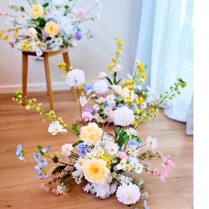 Pastels White Yellow Whimsical Wildflower Arrangement, Garden Meadow ...
