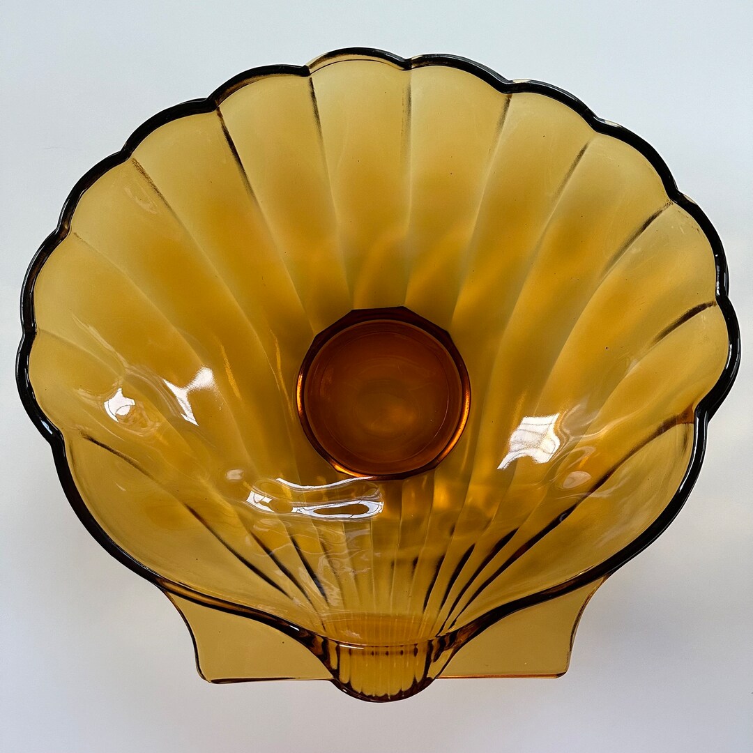 Large Vintage Amber Glass Clamshell Bowl - Etsy