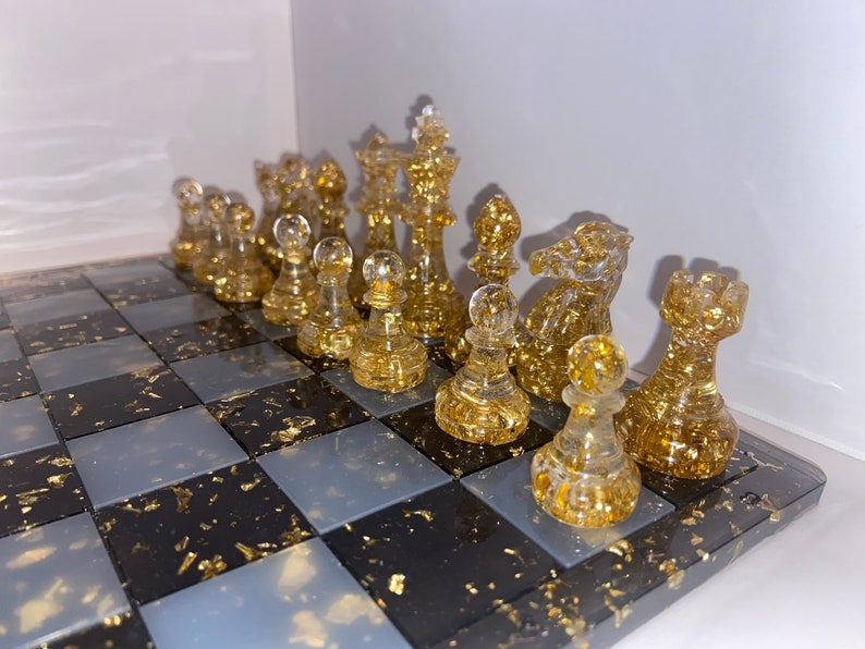 Custom Chess Board, Handmade Chess Set, Resin Chess Pieces, Colorful ...