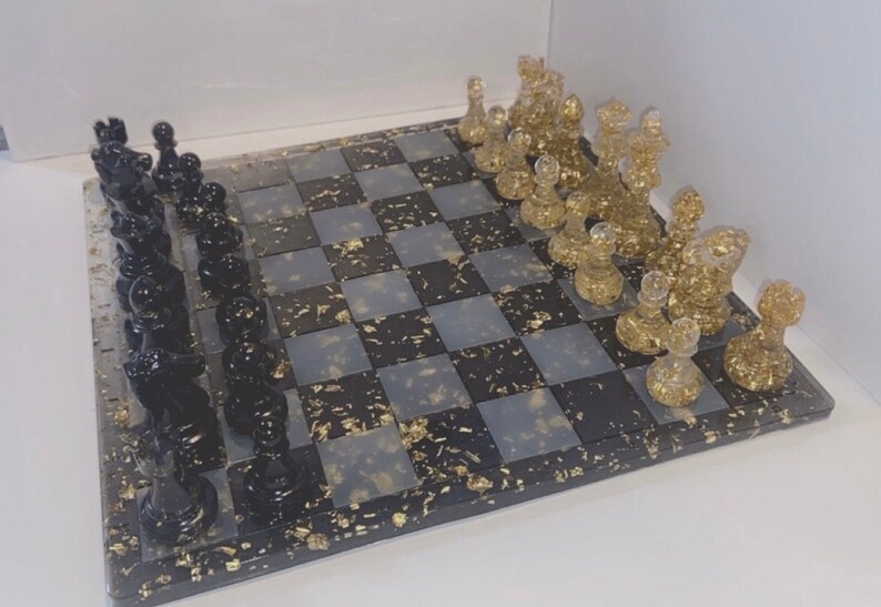 Custom Chess Board, Handmade Chess Set, Resin Chess Pieces, Colorful ...
