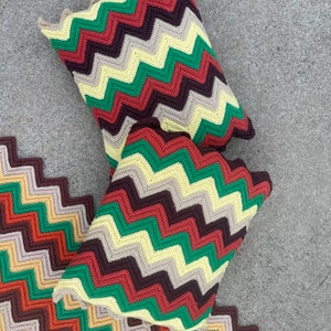 Vintage Hand Crochet Zig Zag Pattern Afghan and Matching Pillows - Etsy