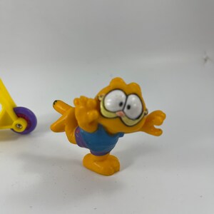 Vintage 1981 Garfield on Scooter United Feature Syndicate 2 1/2" PVC ...