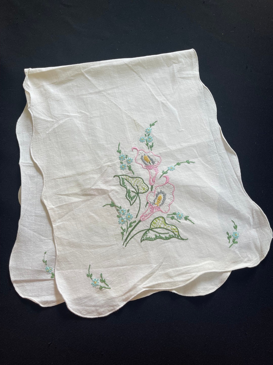 Vintage off White Table Runner With Hand Embroidery Pink Flowers With ...