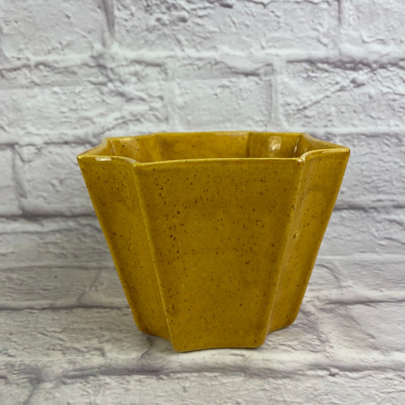 Vintage MCM Gold Mustard Yellow Haeger Pottery Planter Flower - Etsy