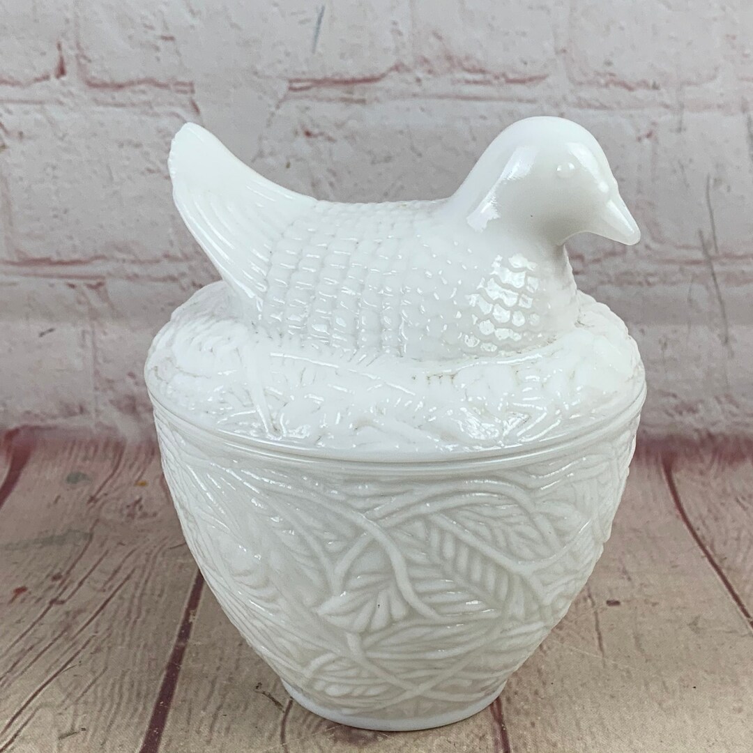 Vintage White Milk Glass Dove or Bird on Nest AVON Powder Jar Candy ...