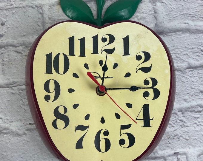 Vintage 1970's Era Ingraham Apple Wall Clock - Etsy