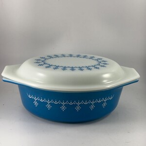 Vintage PYREX Blue Snowflake Garland 1 1/2 Quart Casserole Dish - Etsy