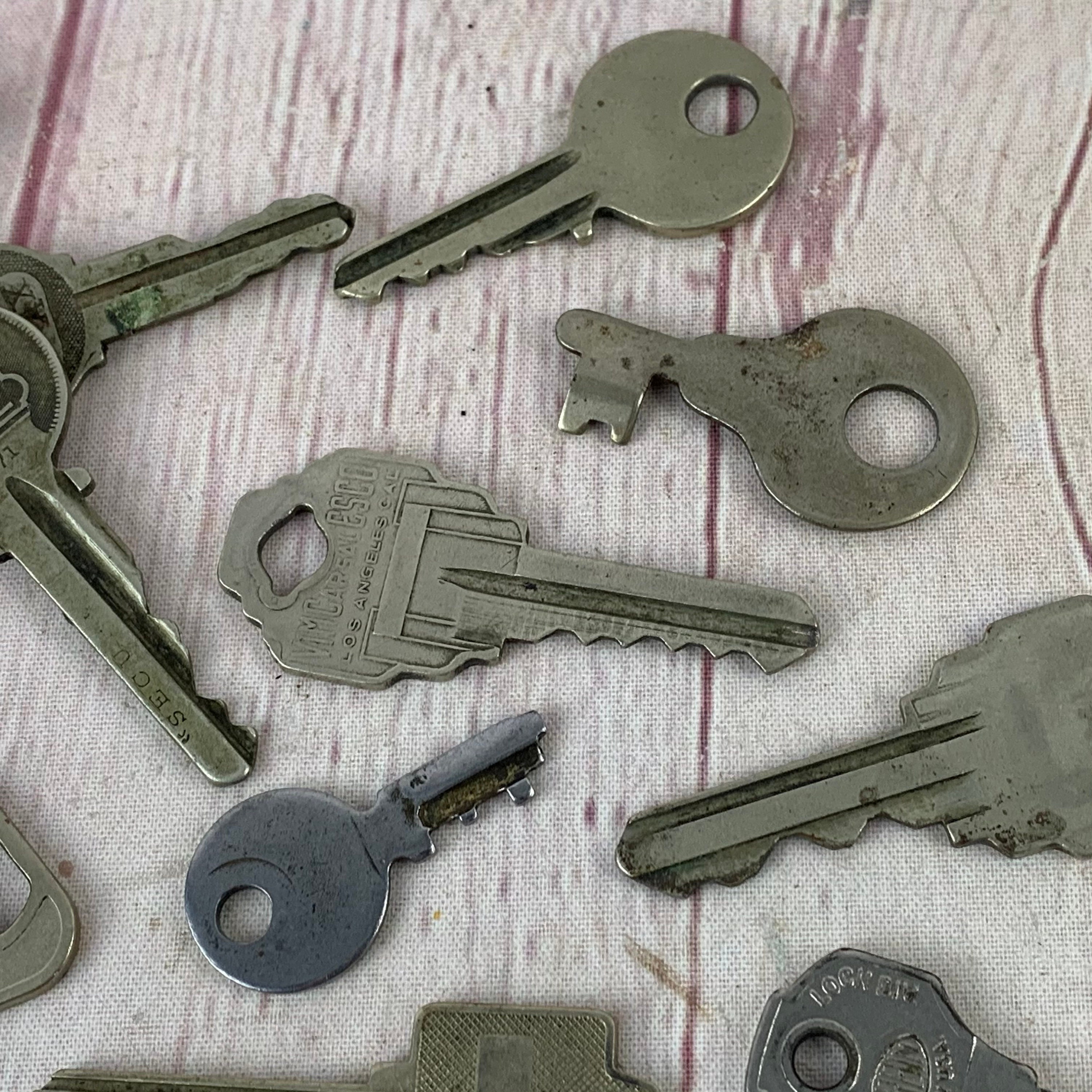 Lot of 15 Vintage Keys Key Some Brass Destash Altered Art | Etsy