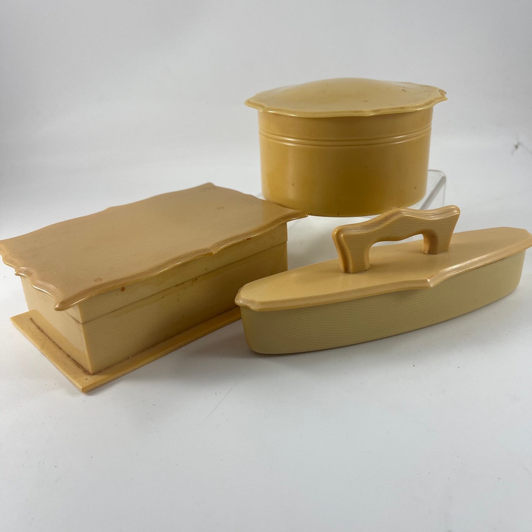 Vintege 3 Piece Celluloid Dresser Set Jewelry Box, Powder Box, Nail ...