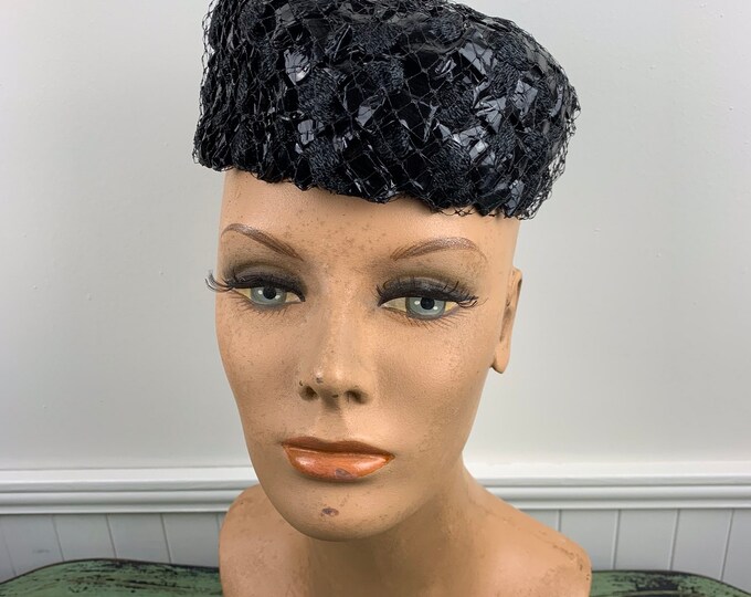 Vintage Ladies’ Black Hat With Netting and Velvet Bow - Etsy
