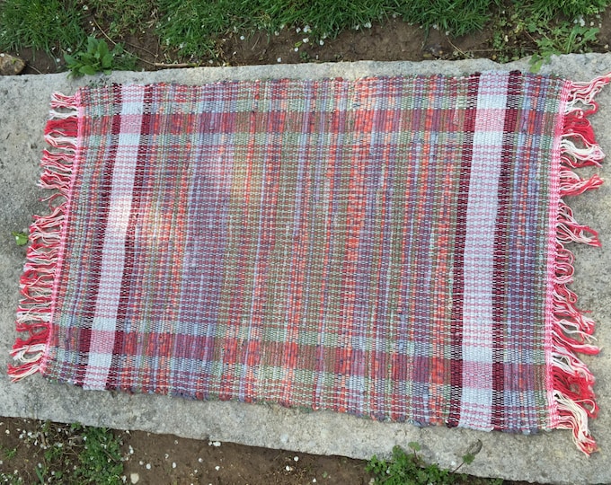 Vintage Red, Black & White Rag Rug With Fringe - Etsy