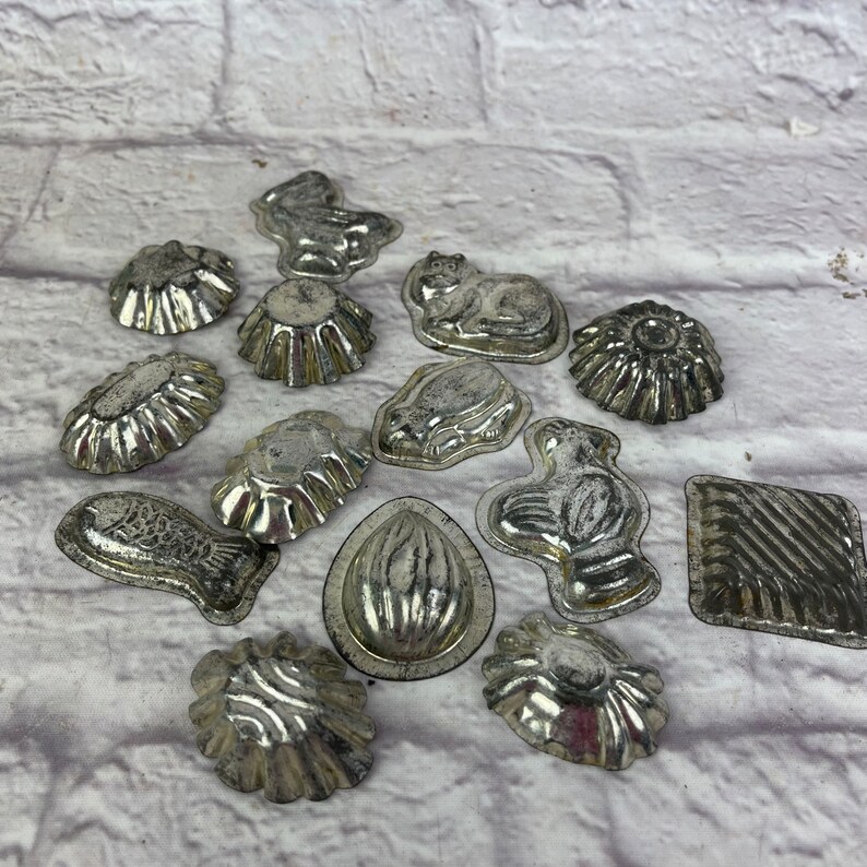 Lot of 14 Vintage Small Metal Candy Molds Cookie Cutters - Etsy