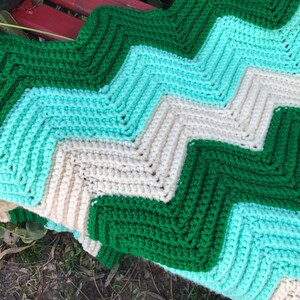 Vintage Narrow Hand Crochet Dark Green, Mint Green and White Chevron ...